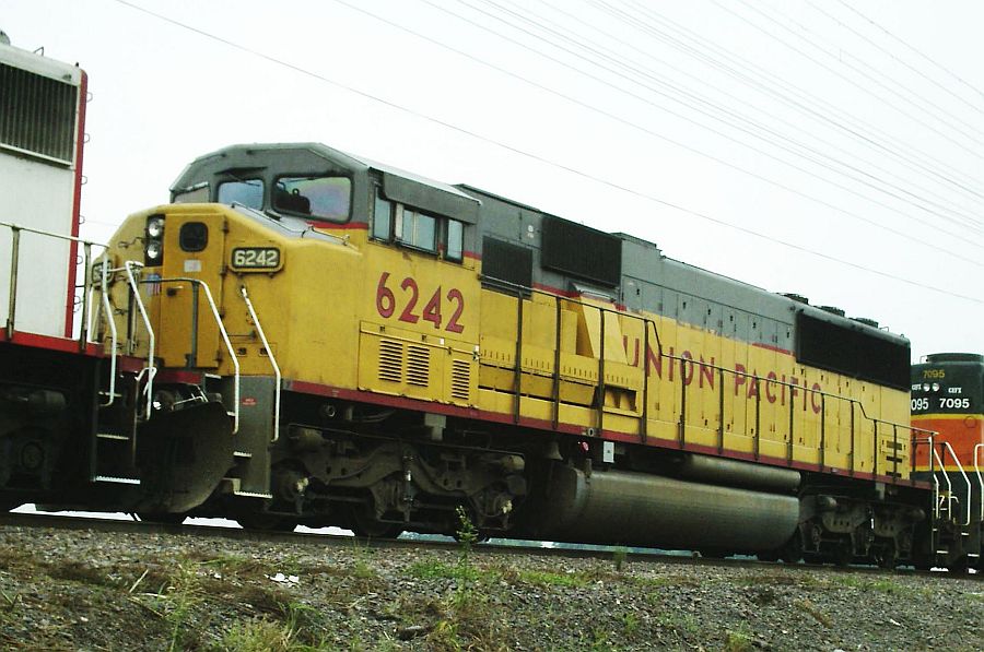 UP SD 60M 6242